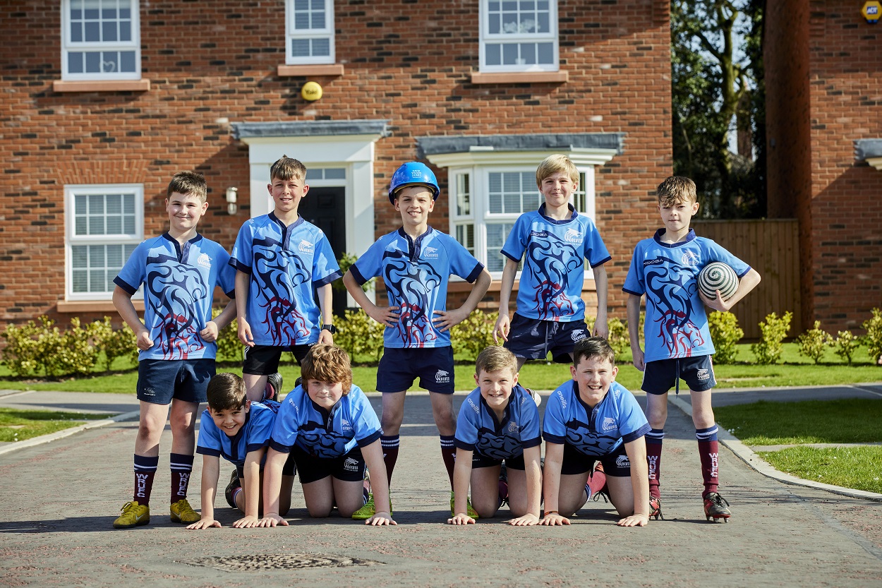 Cheshire developer provides £1,000 helping hand for Wilmslow Rugby Club