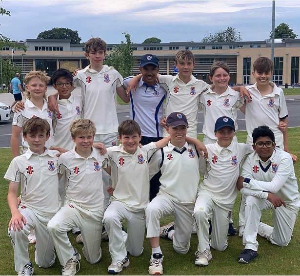 King's Macclesfield Cricketers in National Final
